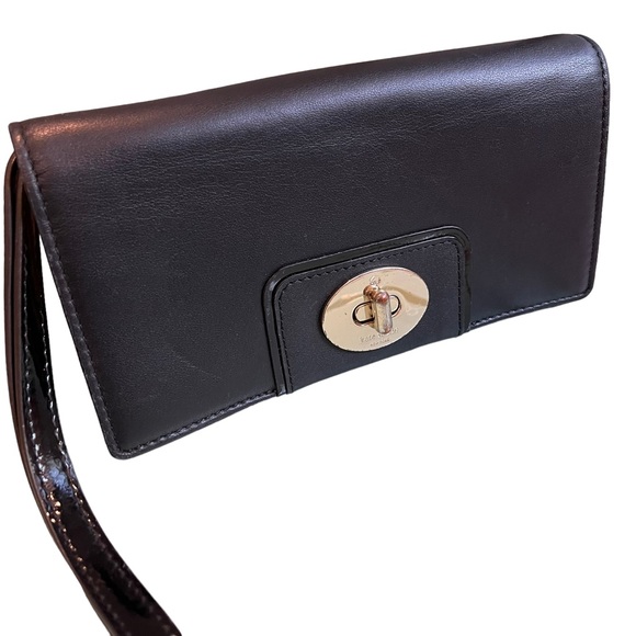 kate spade | Bags | Kate Spade Hampton Road Mara Turnlock Wristlet ...